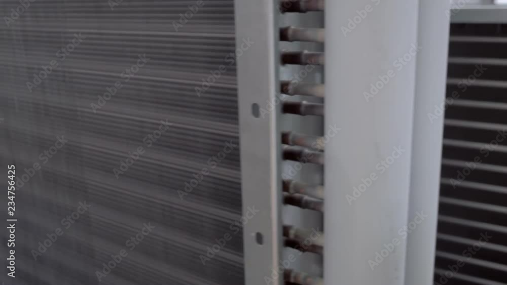 The structure of a liquid radiator for an internal combustion engine ...