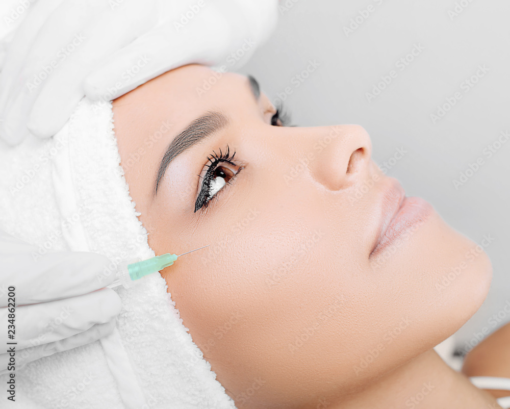 botulinum toxin injection on eye area, for lifting skin around eyes ...