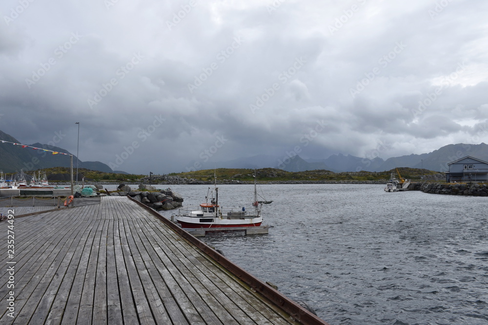 Norwegen, Lofoten, Laukvik, Laukvika, Hafen, Pier, Kai, Mole, Steg ...
