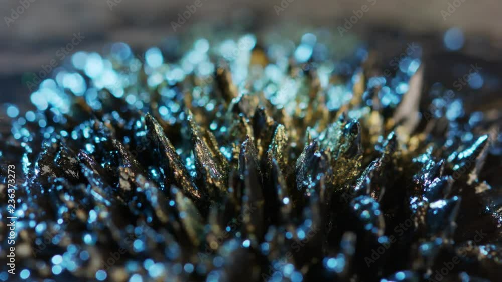 Stockvideo The natural phenomenon of magnetism ferrofluidic substances ...