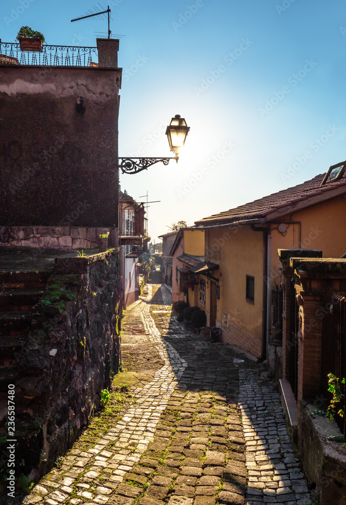 Foto de Rocca di Papa (Italy) - A nice little, old and panoramic city ...