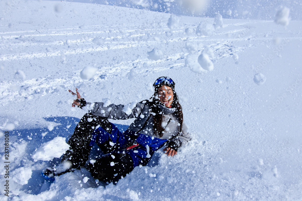 Foto de Beautiful woman young girl enjoying winter season in fall of ...