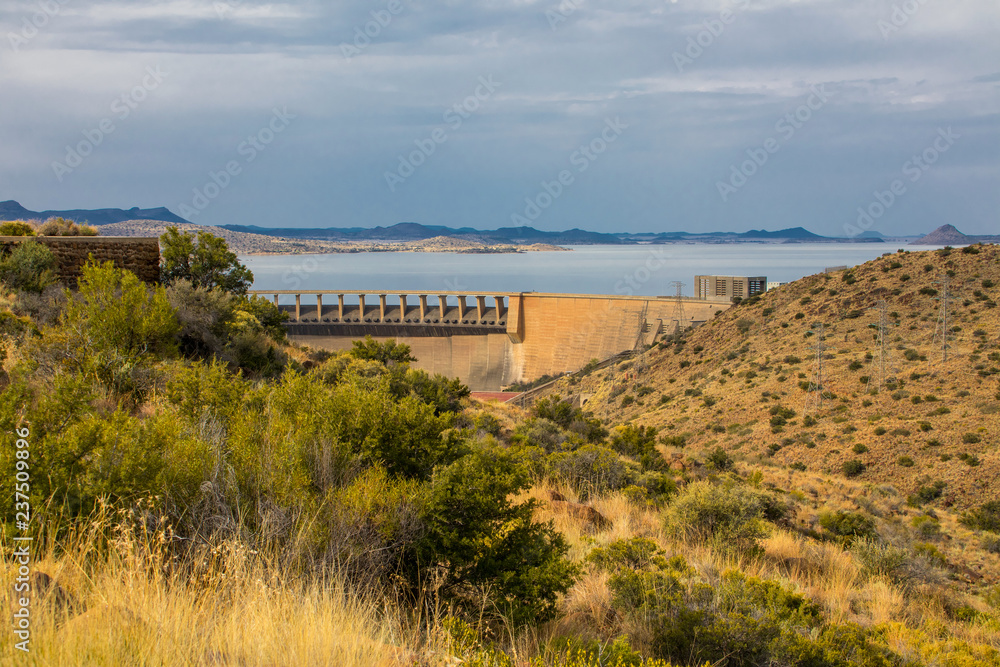 Gariep dam on the Orange River in South Africa, the largest dam in ...