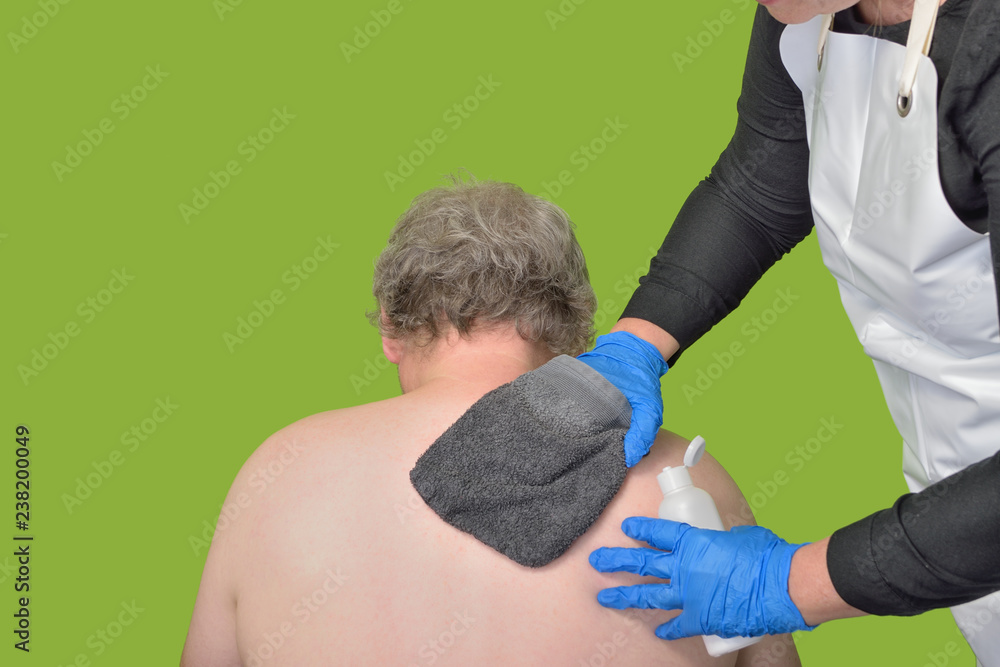 Pflege waschen Stock-Foto | Adobe Stock