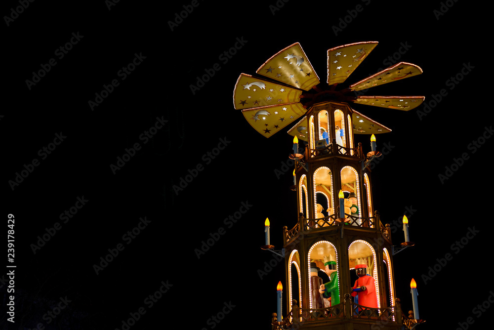Christmas pyramid, Weihnachtspyramide, attractive decorated Christmas ...