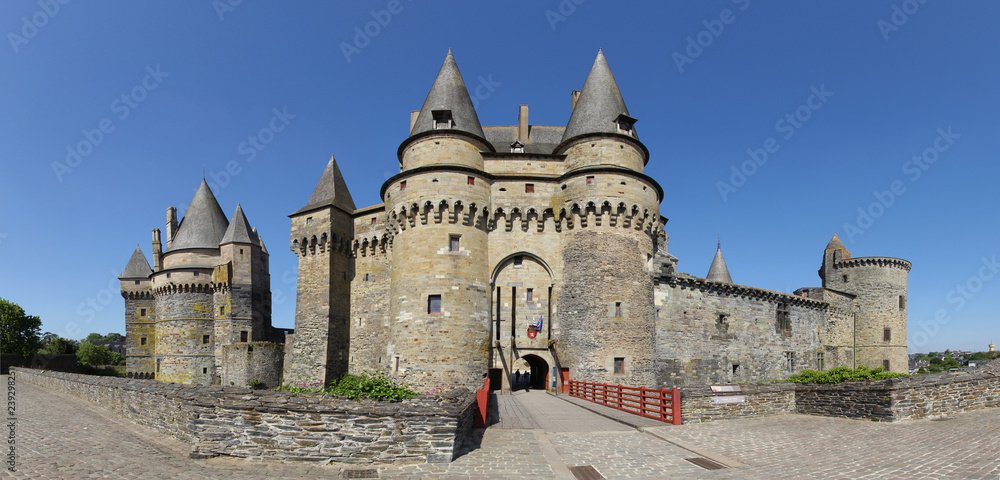 French Castles Middle Ages