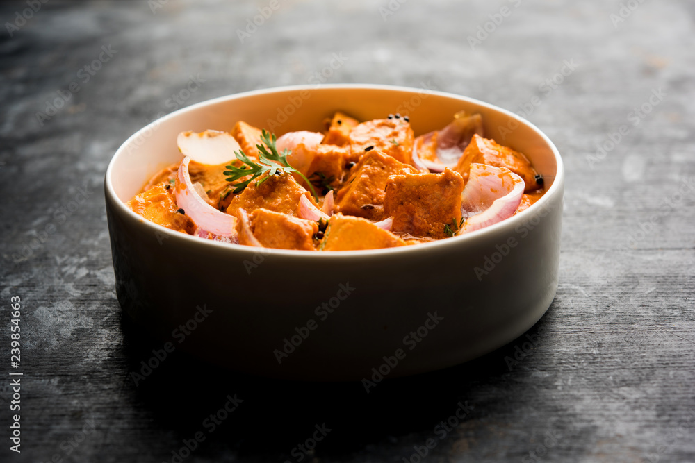 Paneer Do Pyaza is a popular punjabi vegetarian recipe using cubes of ...
