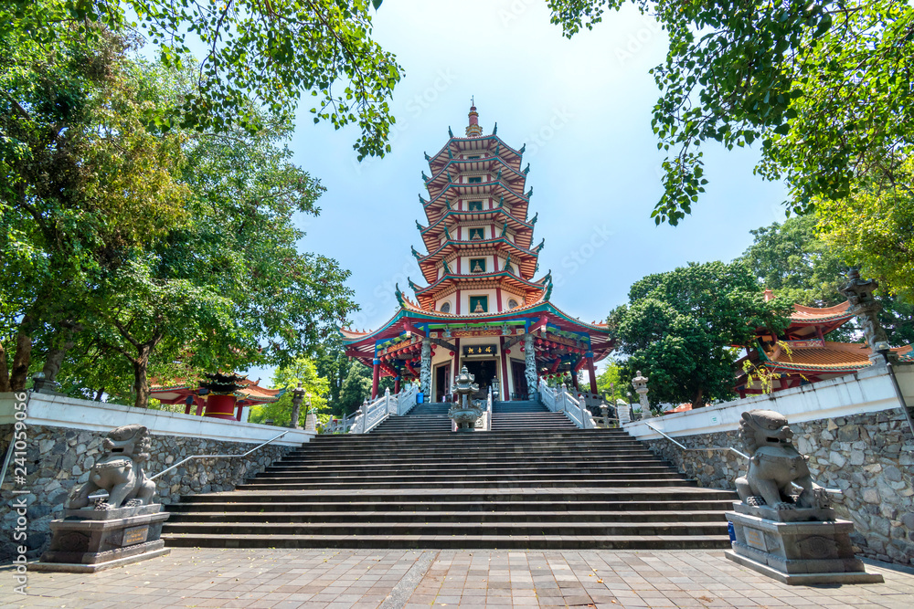 Vihara Buddhagaya Watugong, Pagoda Avalokitesvara, Semarang, Central ...