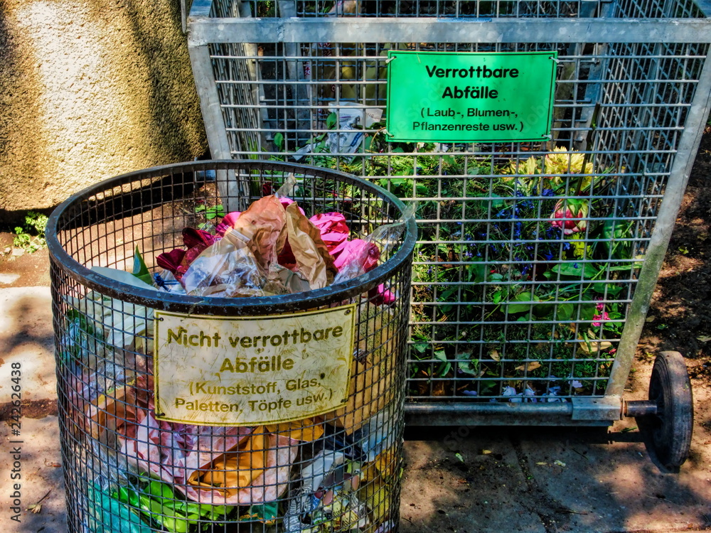 Abfallentsorgung Stock-Foto | Adobe Stock