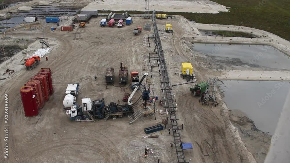 the coiled tubing unit operation according to the descent of the ...