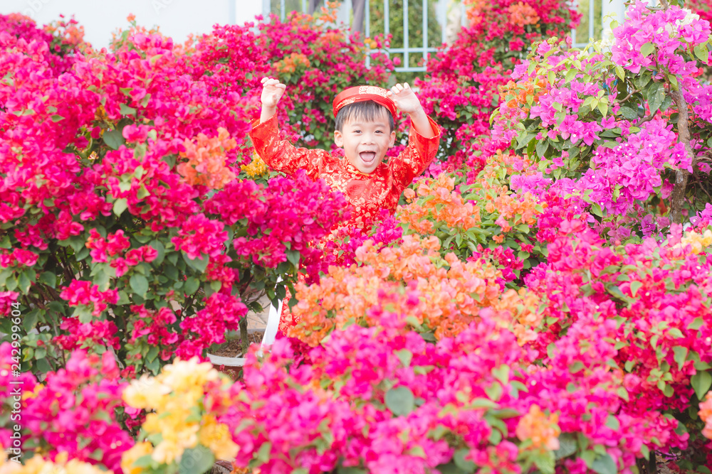 Foto de Portrait of a handsome Asian boy on traditional festival ...