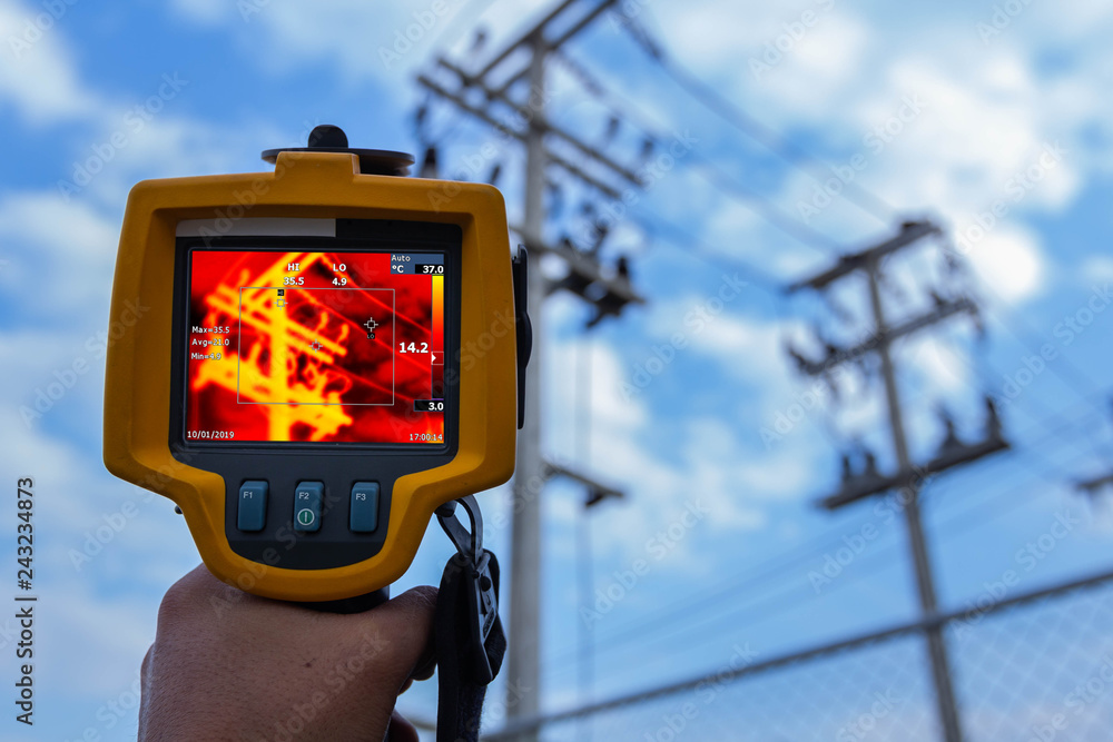 Thermoscan(thermal image camera), Industrial equipment used for checking the internal ...