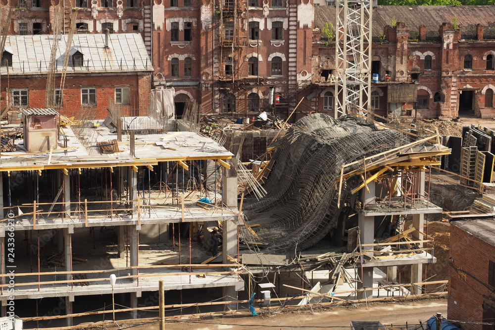 Emergency at the construction site - collapse of floor slab with ...