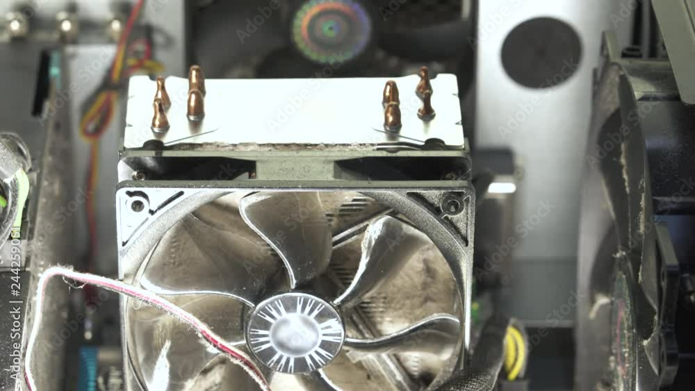 Vidéo Stock Computer Fans Cooling Dusty CPU radiator. Pc Cooler Starts ...