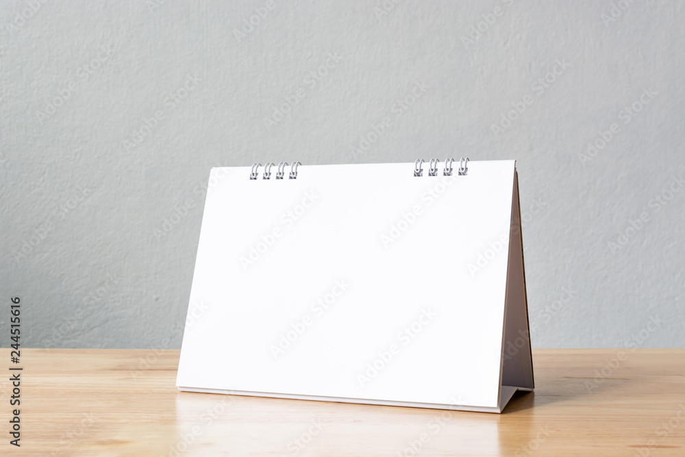 Mockup blank desk calendar on wood table. Template for design Stock ...