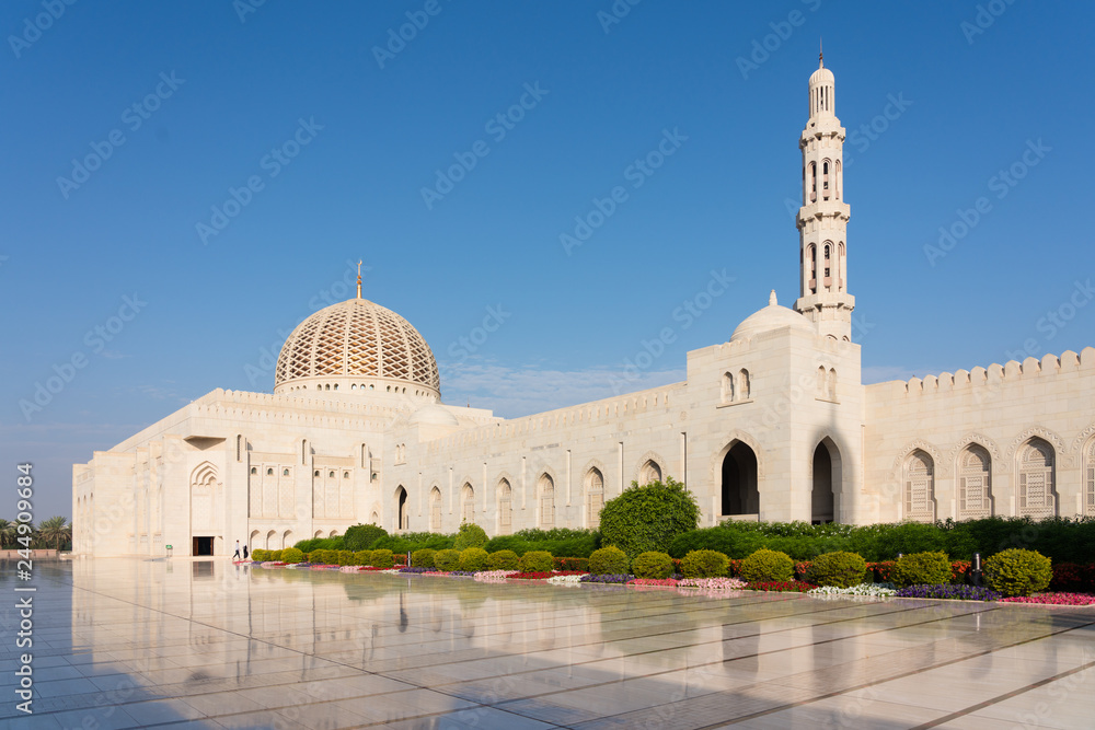 Sultan Qaboos Grand Mosque. Grand mosque In Muscat. The Muscat mosque ...