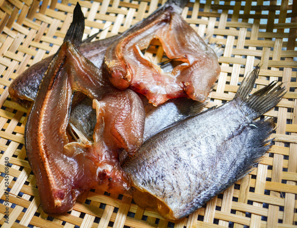 Sun dried fish / trichogaster pectoralis fish and striped snakehead ...