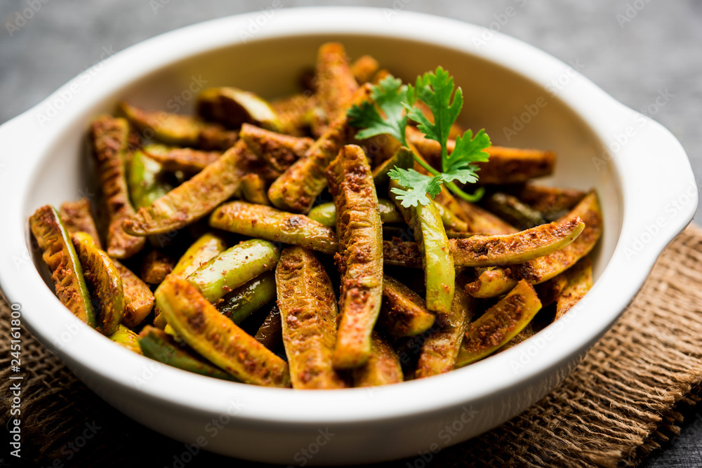 Tindora Sabzi / Tendli / tondli Fry also known as Ivy Gourd fry recipe ...
