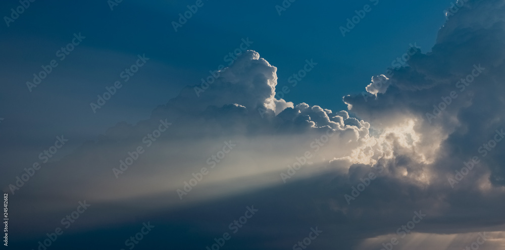 Beautiful sunny early morning blue sky background with soft sun rays ...