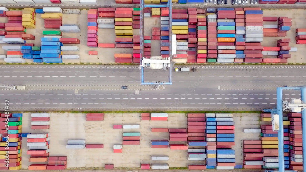 Transtainer yard - Various brands and colours of Shipping containers ...