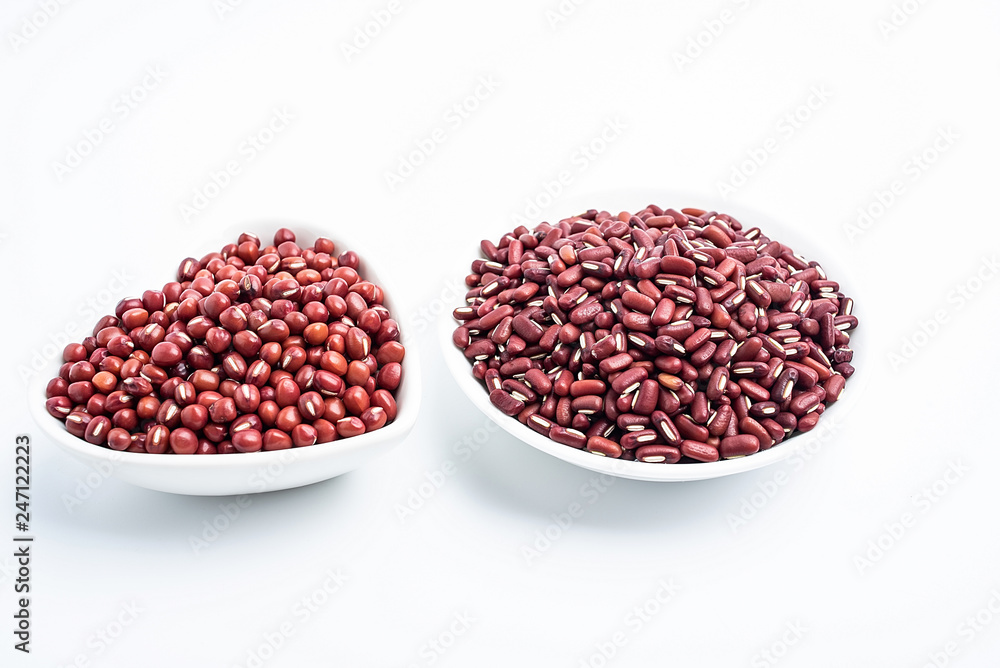 Red bean and red bean contrast chart / round red beans and oval red ...
