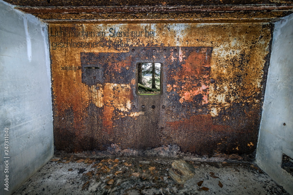 Inside an abandoned German bunker built about 1935. Licht machen im ...