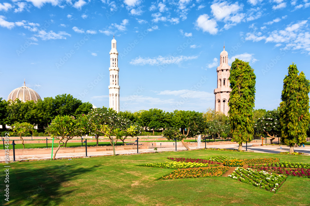 Sultan Qaboos Grand Mosque. Grand mosque In Muscat. The Muscat mosque ...