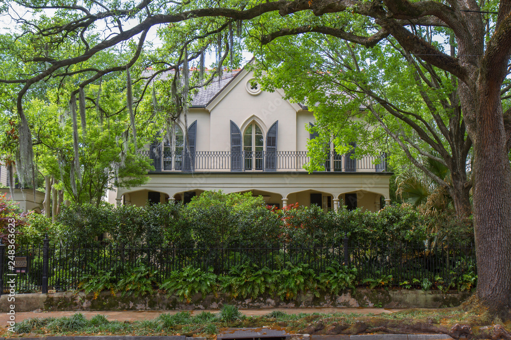Mansion in Garden District of New Orleans, Louisiana, USA. Upper story ...