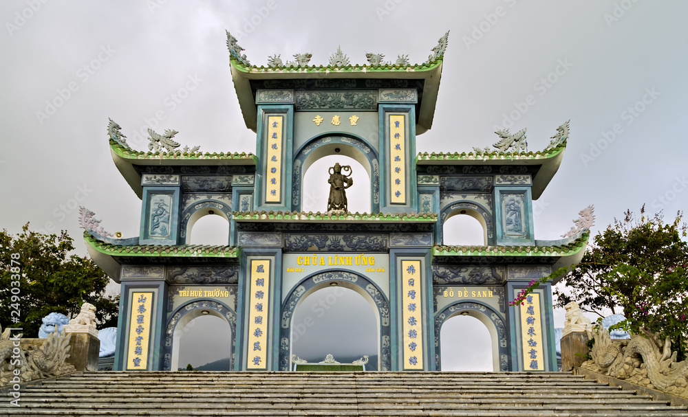Buddhist Temple Gates stairs leading to the main pagoda Stock Photo ...