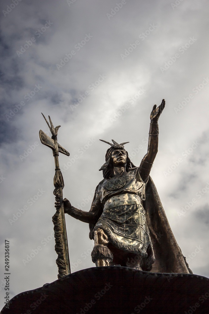 Manco Capac Statue