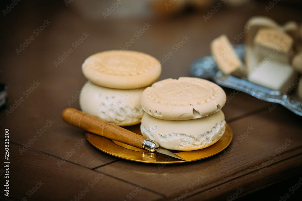 Foto de religious ceremony, the bread for the sacrament, unleavened ...
