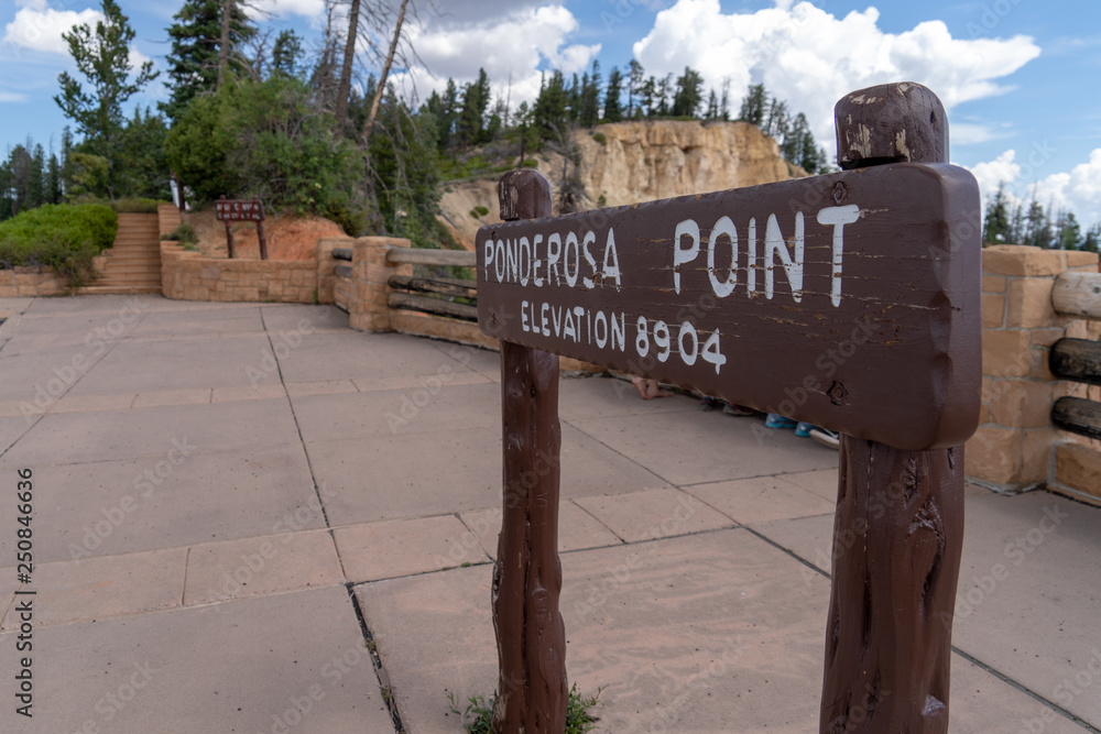 Sign for Ponderosa Point, Elevation 8904, in Bryce Canyon National Park ...
