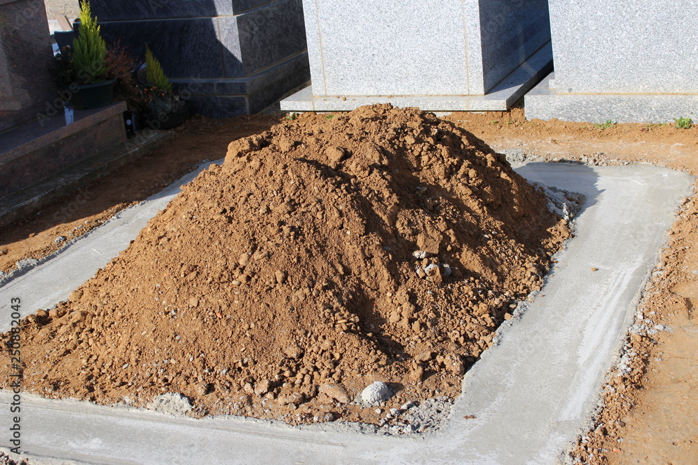 tombe de cimetière Stock Photo | Adobe Stock