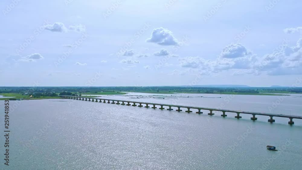 Video „Amazing Beautiful Bridge in Thailand.Thep Sada Bridge the Deja ...