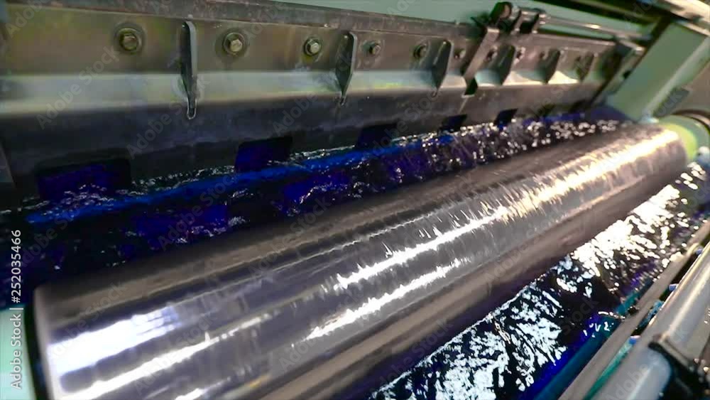 Production of wallpaper. Shaft for printing print on the wallpaper ...