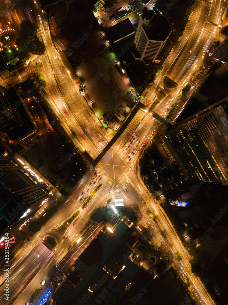 Foto Stock Aerial view of highway junctions shape letter x cross at ...
