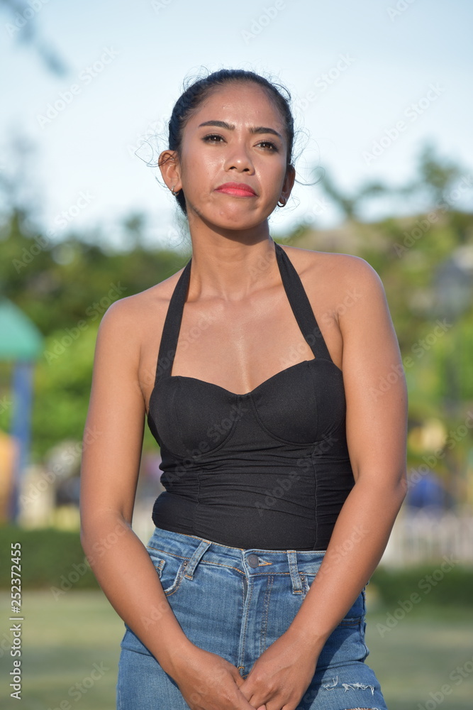 Tiny Filipina Altea