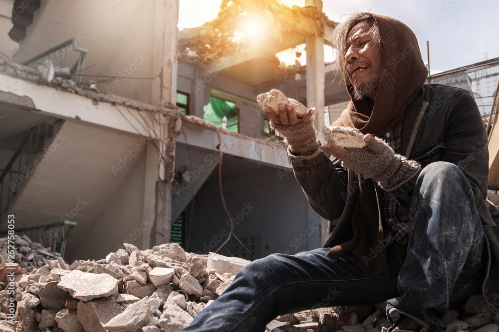 Man in an abandoned building destroyed, crying to lose his house ...