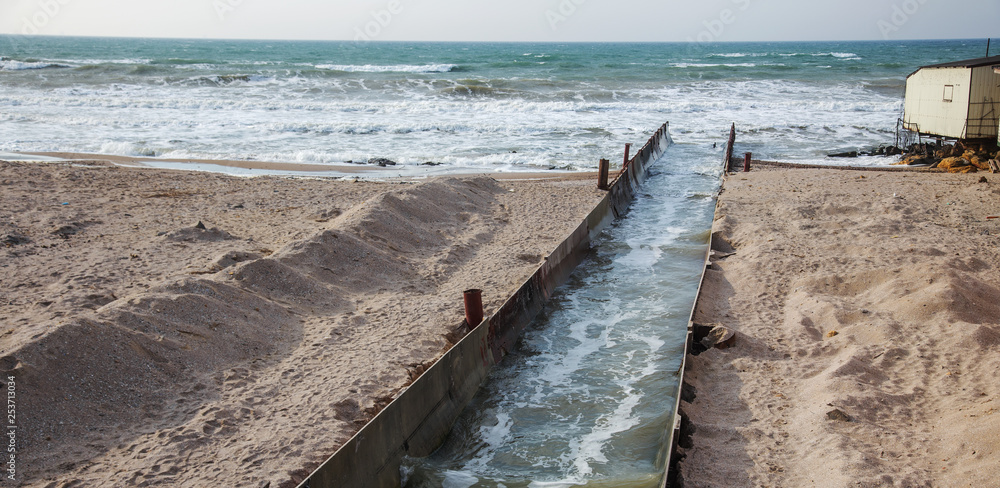 Discharge of dirty industrial wastewater into sea. Poisoning of ...