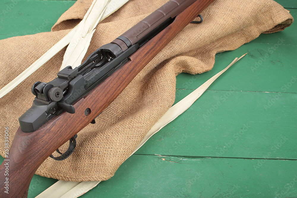 Gewehr Militär Stock Photo | Adobe Stock