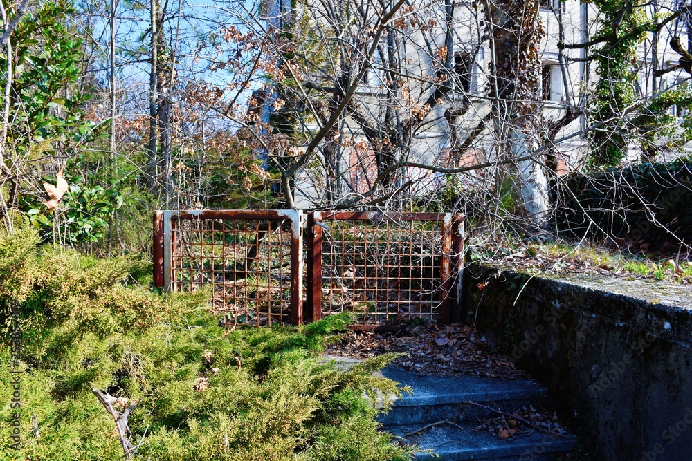 Hotel, Triest, Obelisco, Italien, geschlossen, gesperrt, verlassen ...