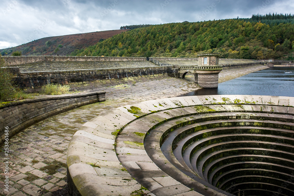 Overflow for the Ladybower Reservoir Reservoir Stock Photo | Adobe Stock