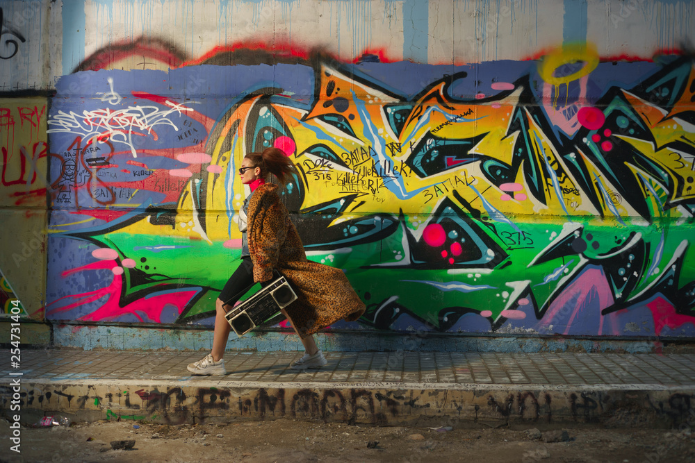 Girls Hip Hop Graffiti