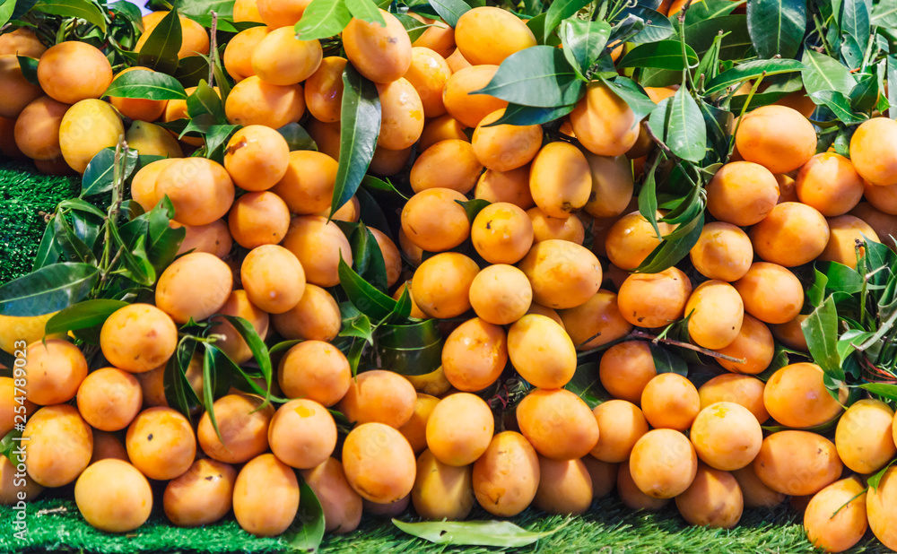 Ripe Bright Orange Sweet Maprang (Marian Mango, Plum Mango, Marian Plum ...