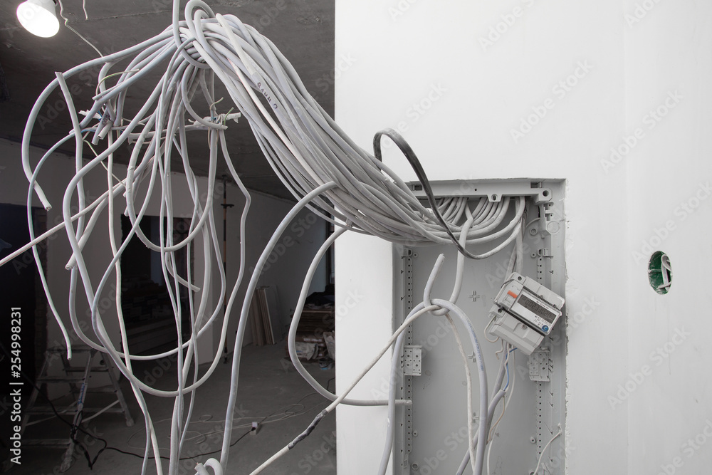 Electrical wires in the electrical panel. Repair in the apartment ...