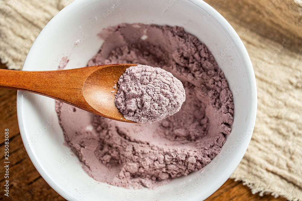 Chinese traditional natural pigment food red yeast rice powder coloring ...