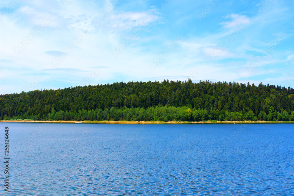 le lac de pierre percee sous le soleil des vosges ภาพถ่ายสต็อก | Adobe ...