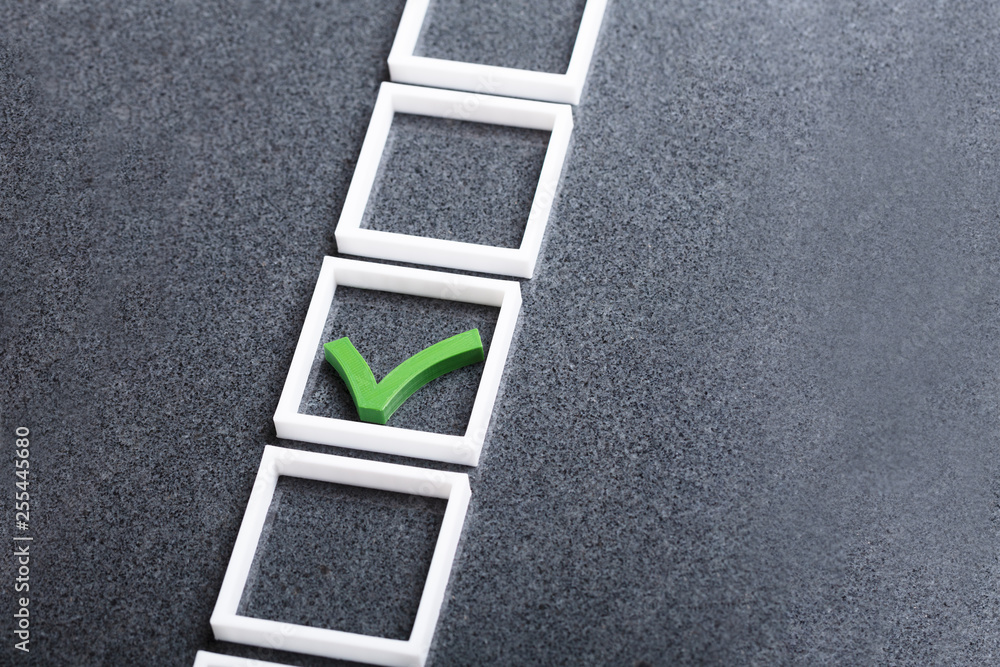 Foto de Green Check Mark In Checkbox do Stock | Adobe Stock