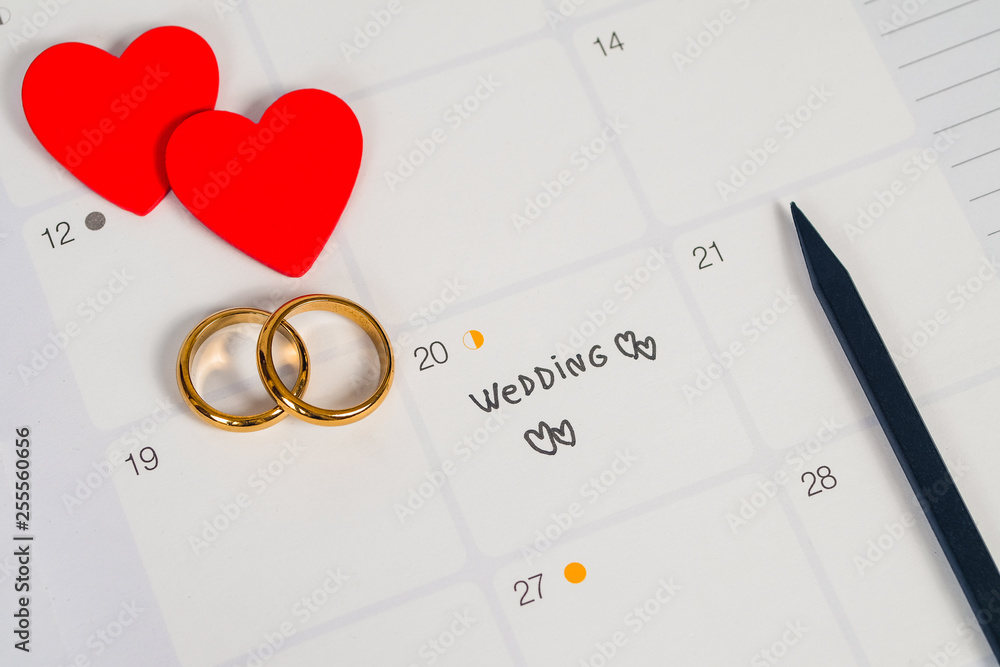 Word Wedding to Reminder Wedding day with Wedding ring on calendar ...