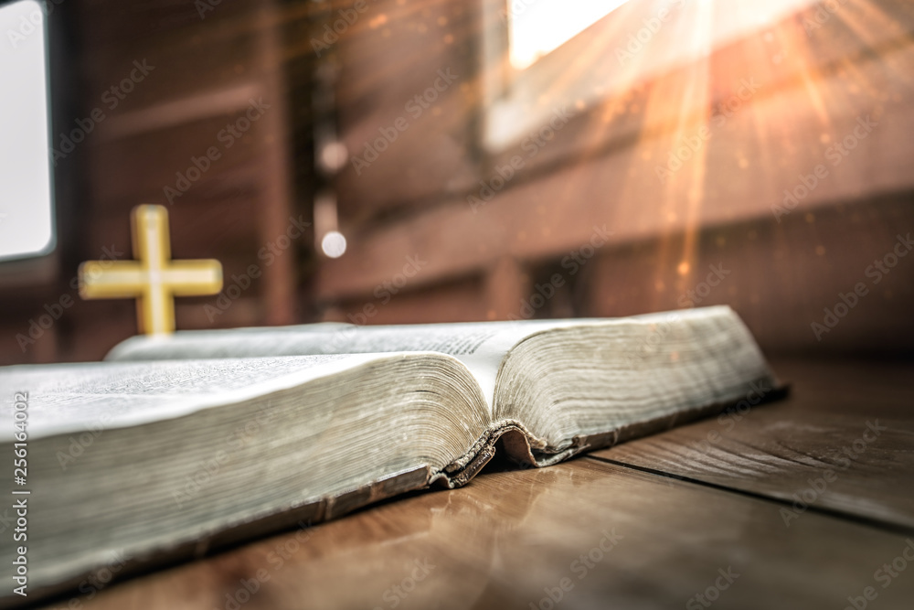 Holy Bible And Cross Wallpaper